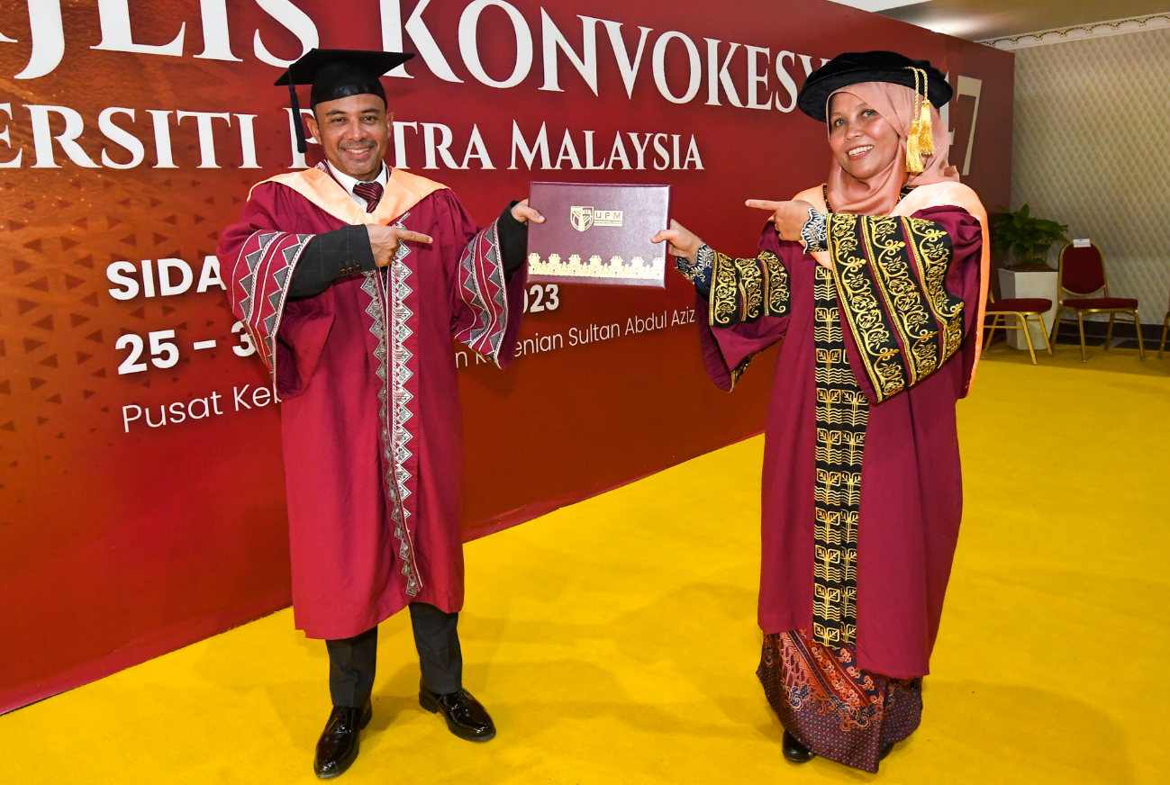 Kedua-dua mereka menghadapi cabaran yang sama iaitu meneruskan ...